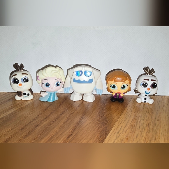Disney | Toys | Frozen Character Toy Set White And Blue | Poshmark